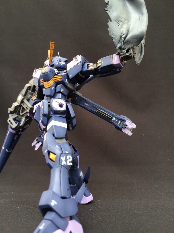 Custom Build: HGUC 1/144 Crossbone Gundam X-2