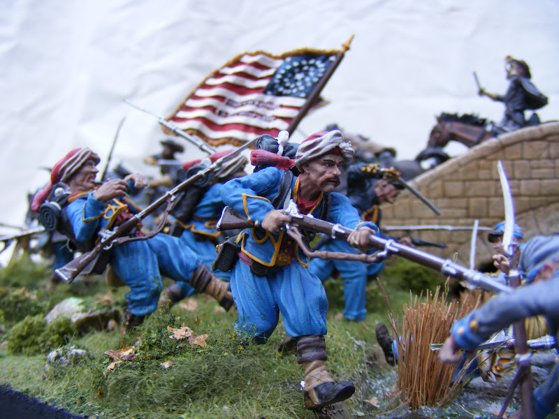 Terrain and Toy Soldiers: Toy Soldier displays part 3