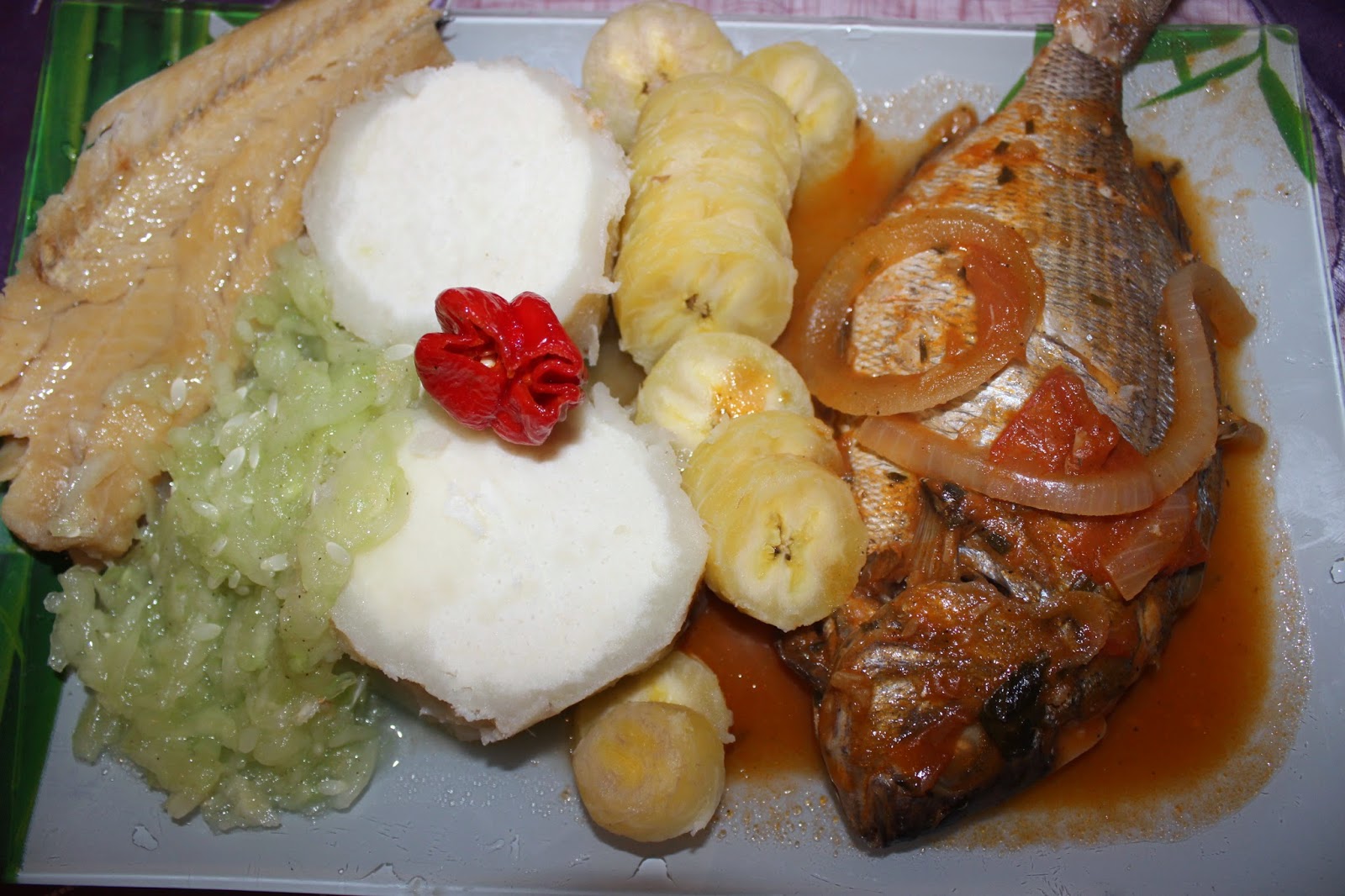 Dorade grise en court-bouillon