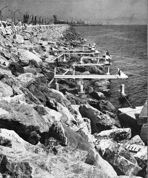 BARCELONA, AHORA Y SIEMPRE: EL ROMPEOLAS -I-