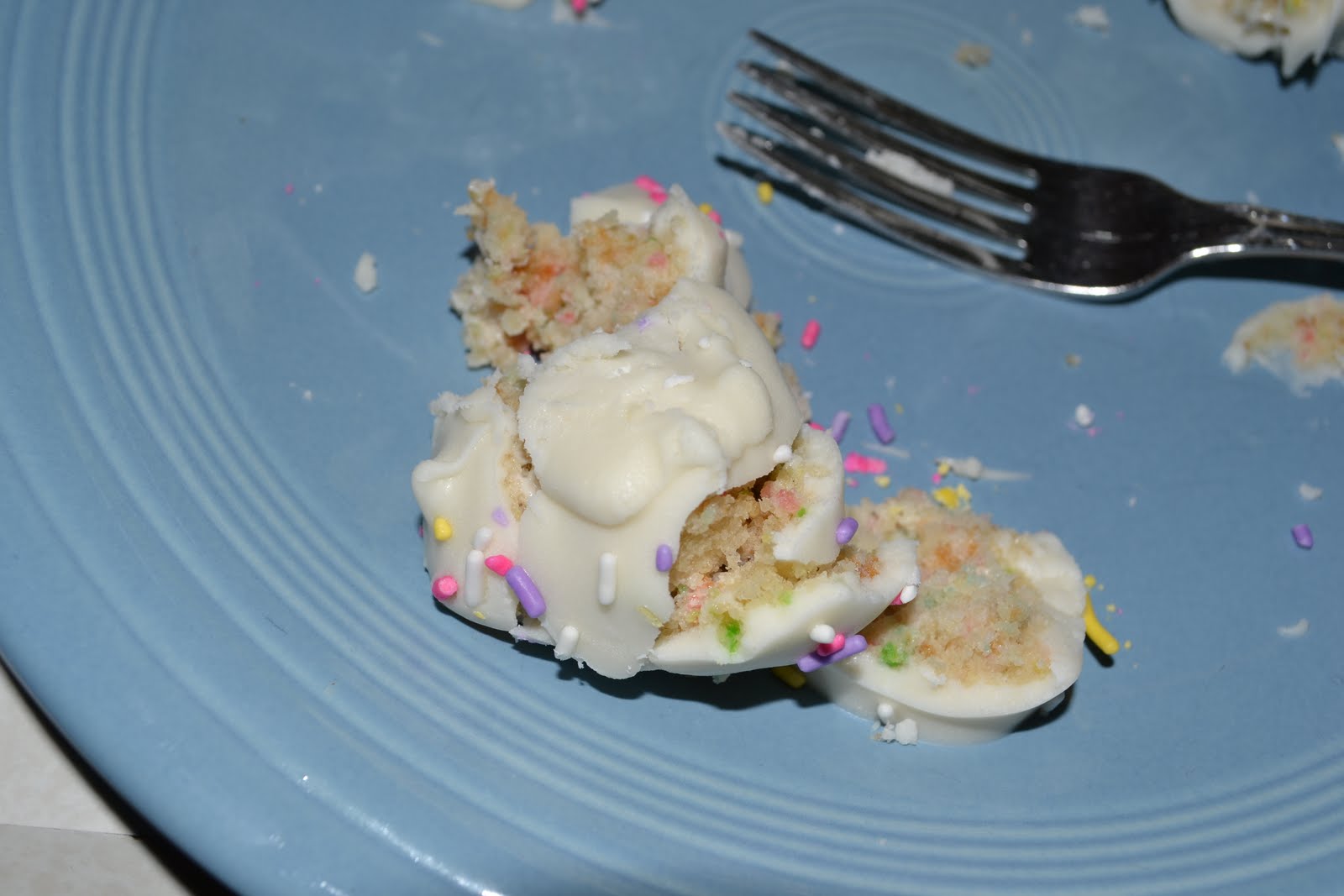 From The Hive: cake pop fail