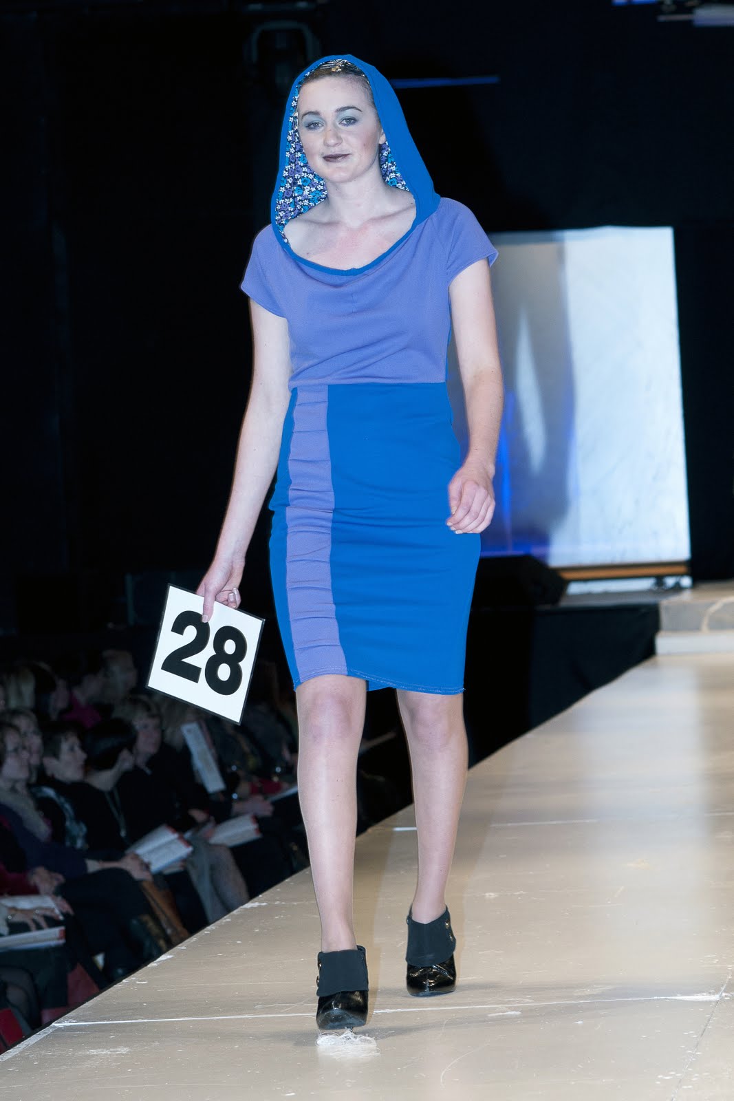 sew-creative-girl: Runway shots: dress number 2