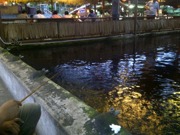 Prawning at Haibin Bishan Singapore