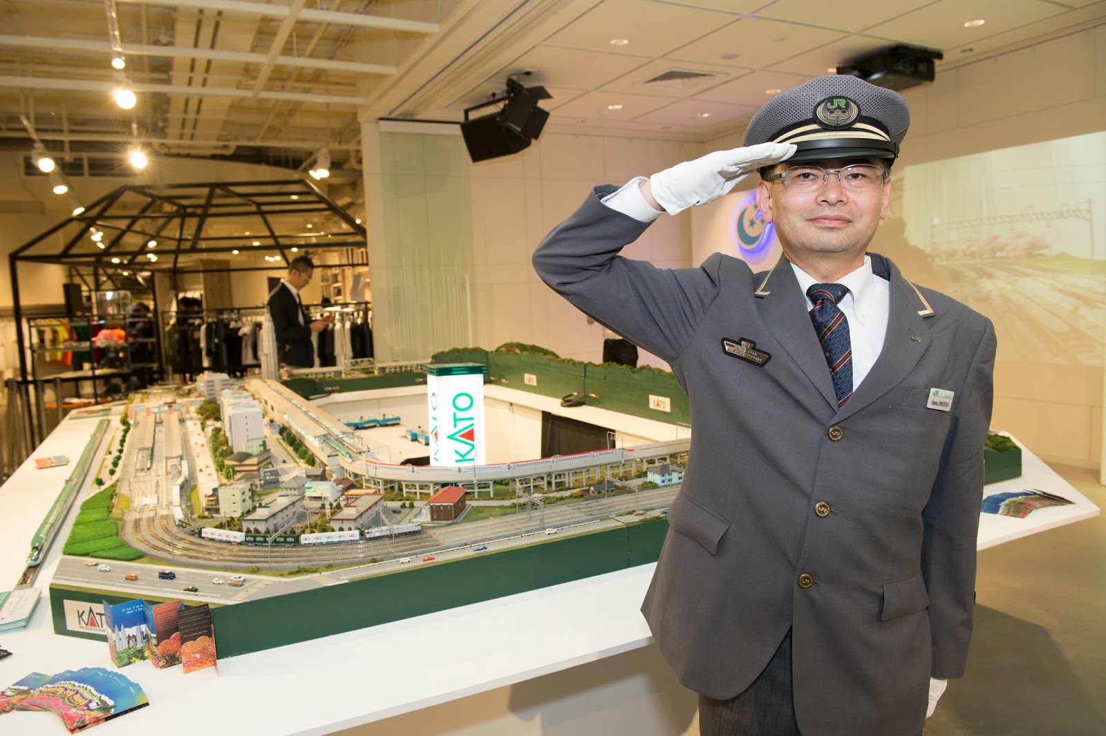 Japanese High Speed Rail Shinkansen Exibition ~ Qisstiera
