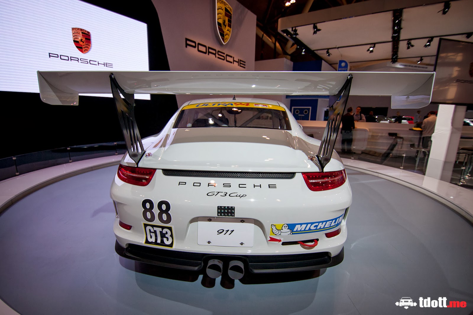 tdott's Auto Blog - tdott.me: Got Ass? Canadian International Auto Show ...
