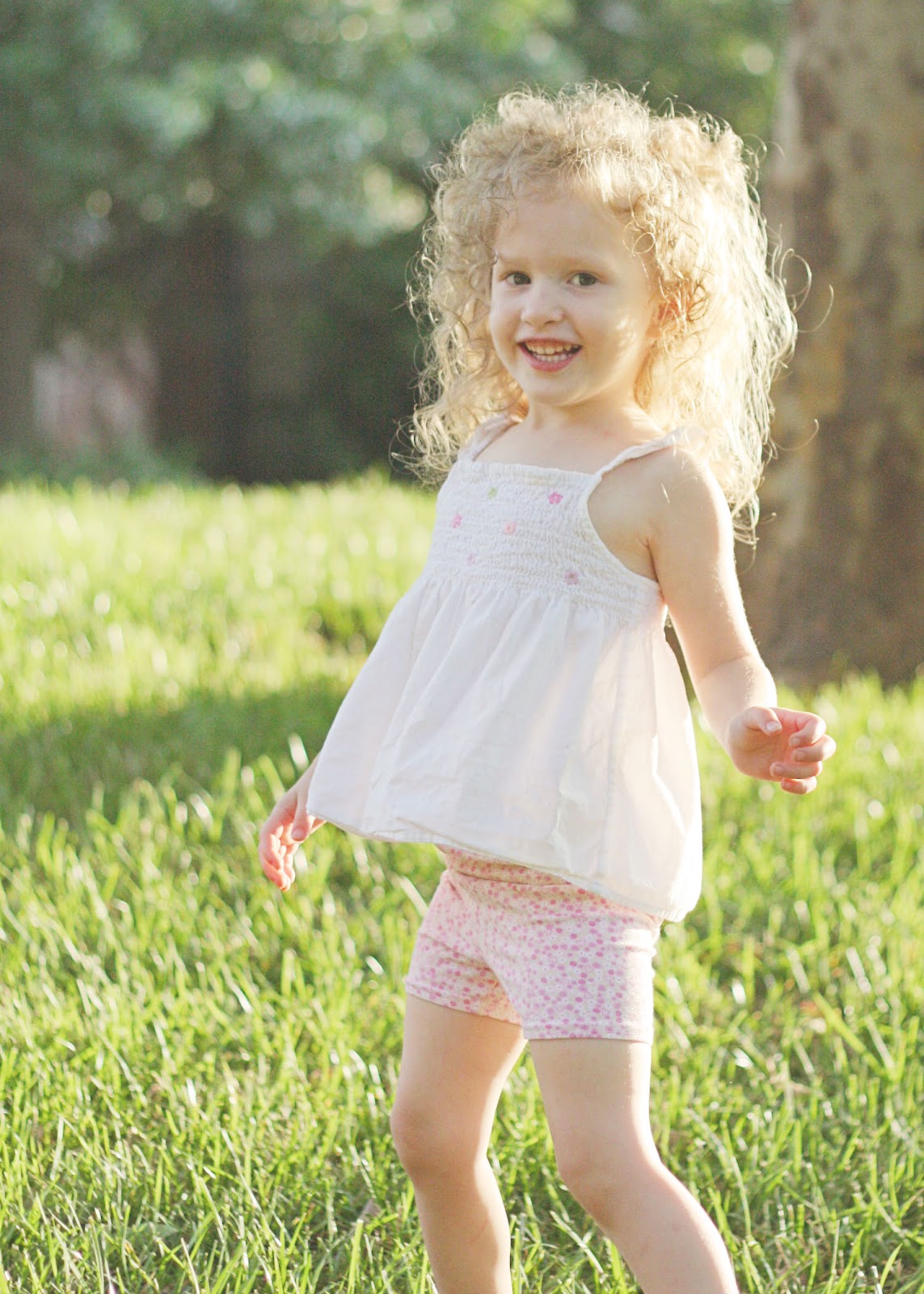 amy j. delightful blog: I want to remember this little girl.