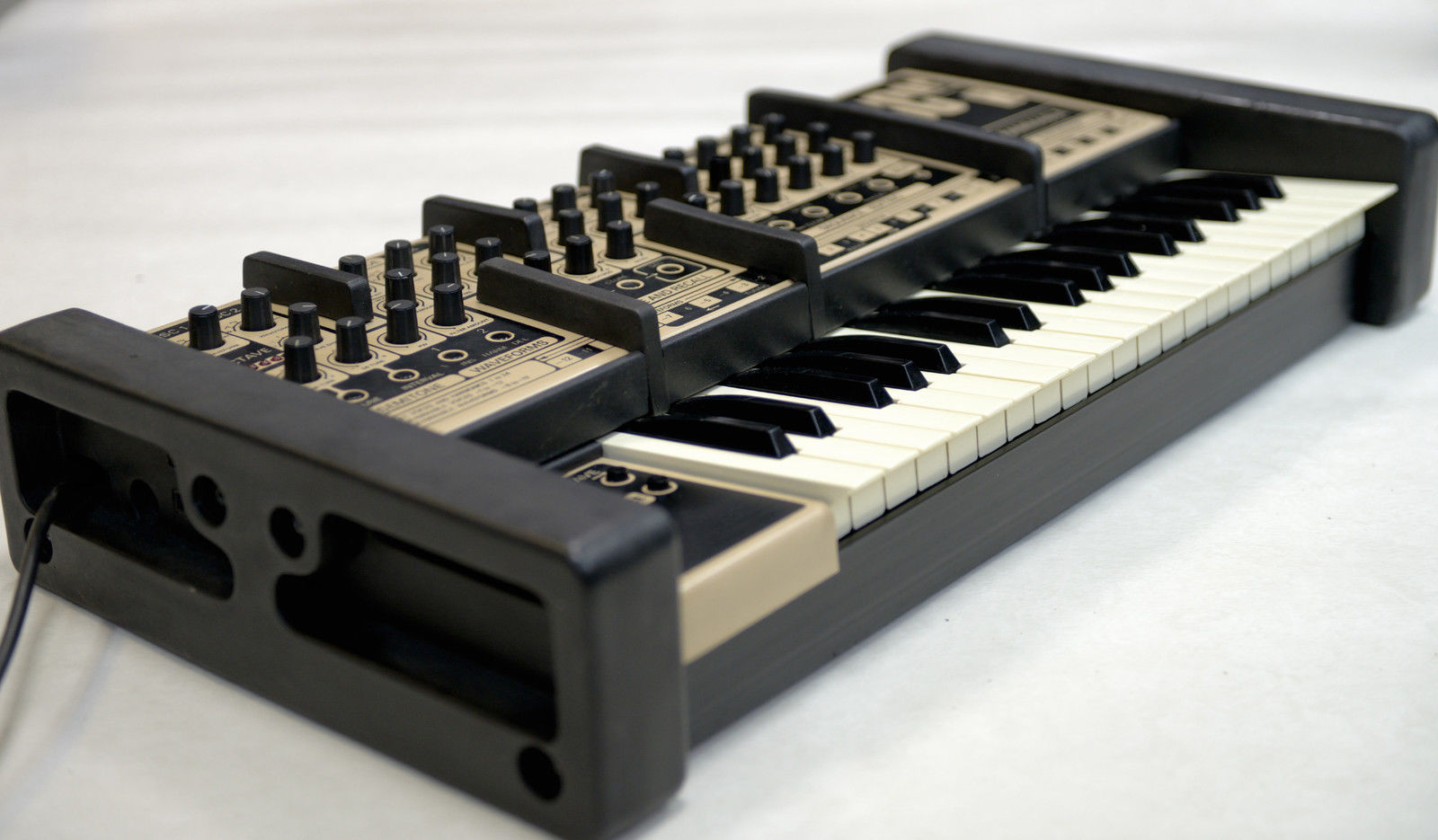 MATRIXSYNTH: Oxford Synthesiser Company OSCar Vintage Analogue ...