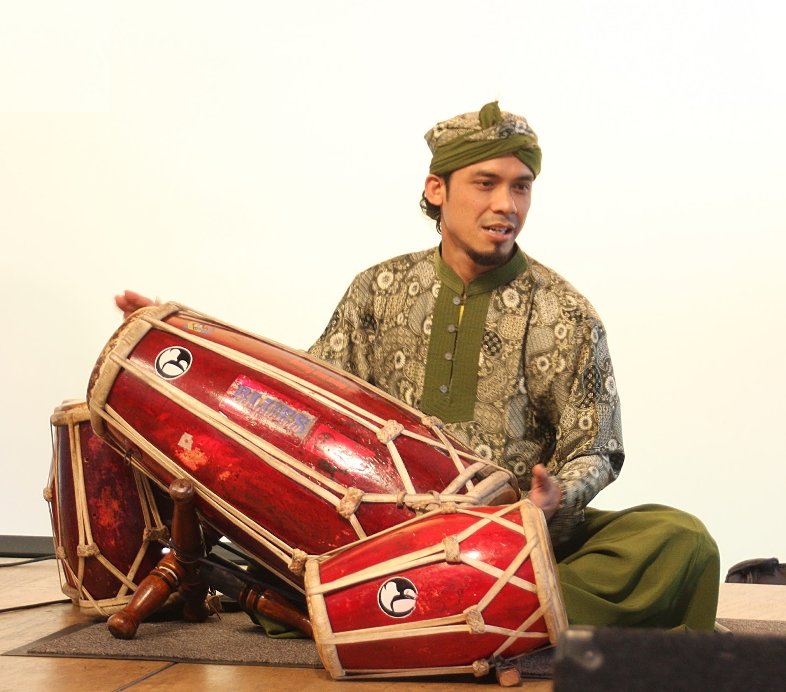 Alat Musik Tradisional Provinsi Banten - Tentang Provinsi