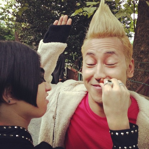 Heart of the Garden: Momiken, what are you doing to Enzel?!