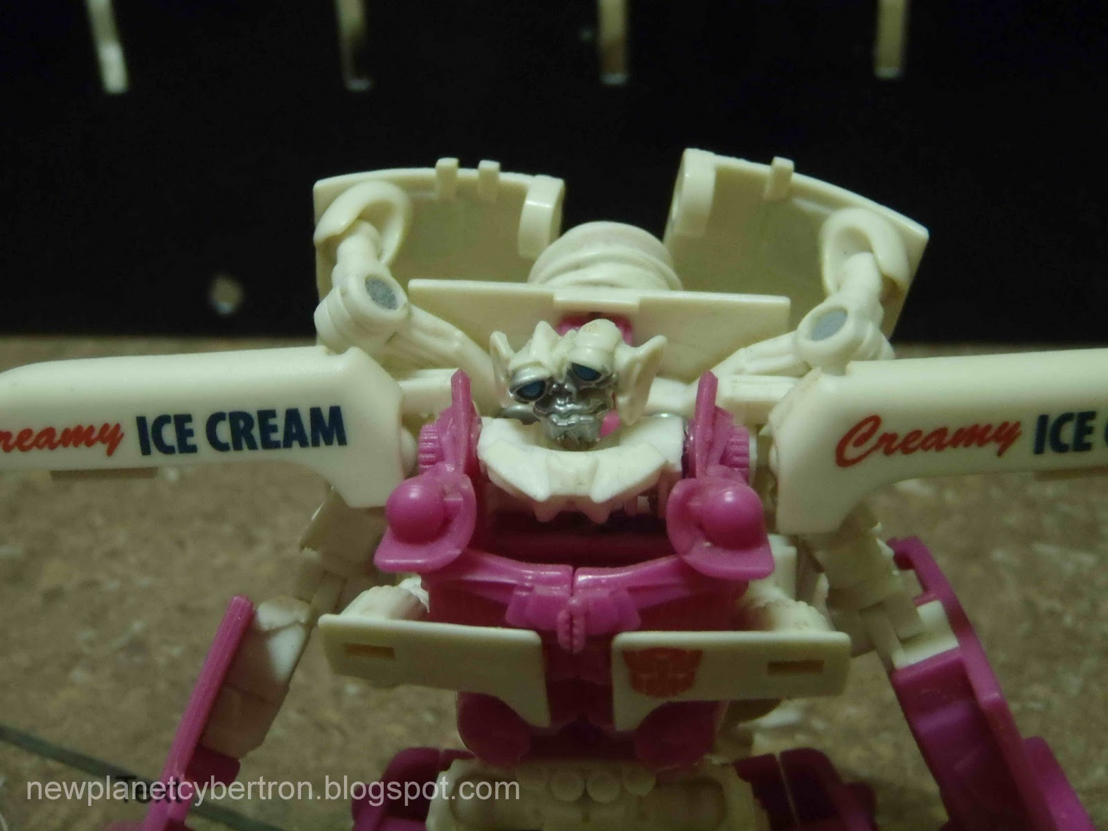 New Planet Cybertron: Transformers Review: Skids/ Mudflap – Ice Cream ...