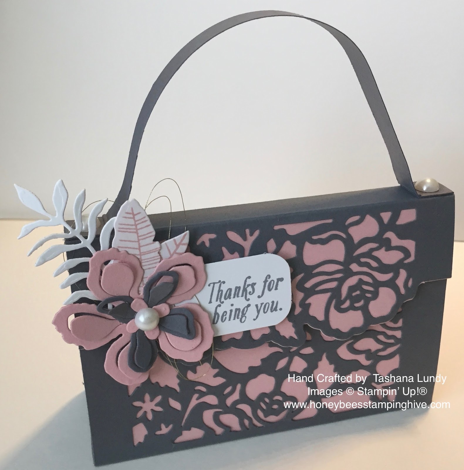 `: Detailed Floral Purse