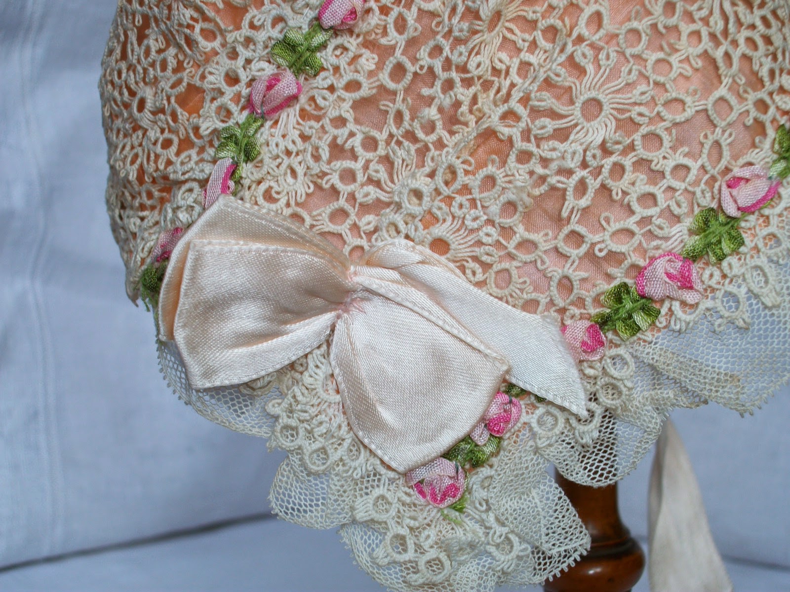 Vintage Maison: Latest vintage stock - bonnets, and a Dordogne wedding