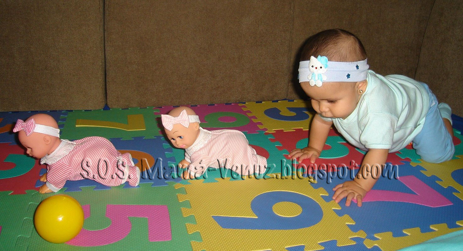 S.O.S. Mamá: Aprendiendo a gatear.