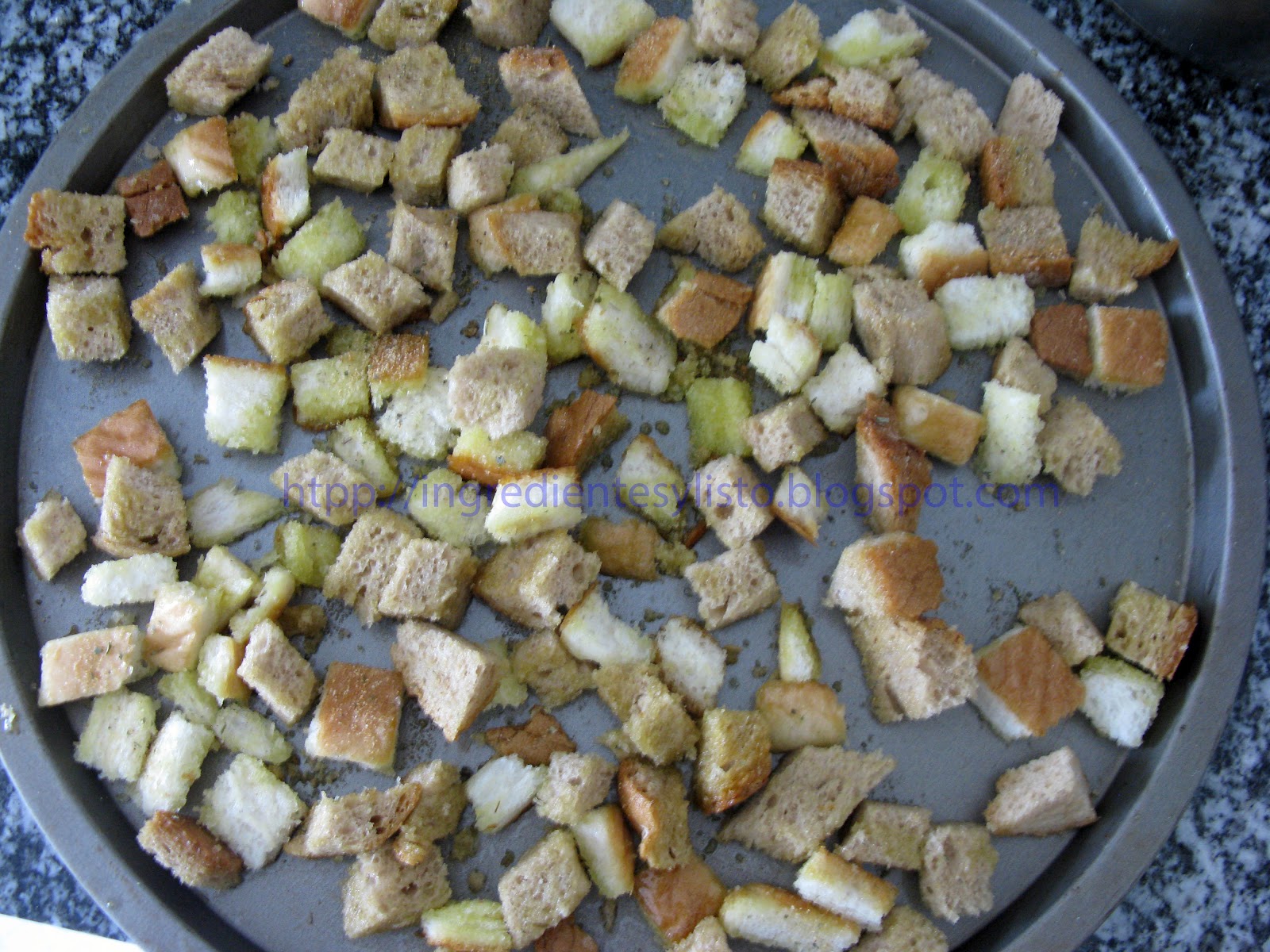 Ingredientes y ¡Listo!: Crotones Caseros