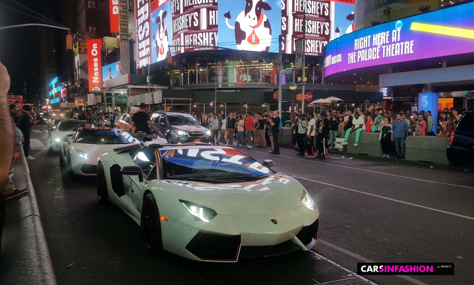 CarsINFashion Magazin: Corsa America Rally shut down the Times Square!