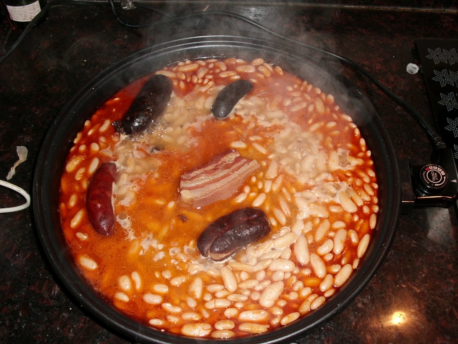 Atléticos de Hanoi / Cimbrel justiciero de Hanoi: Asturias en Vinh Yen