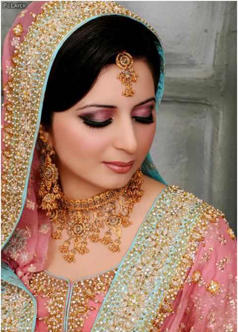 Everthing: Smokey Eye Makeup Looks For Pakistani Brides