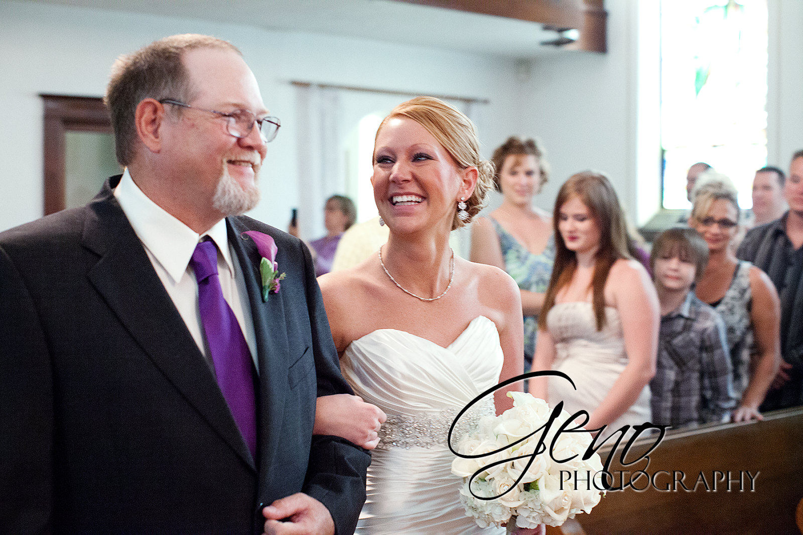 { Ask Cynthia }: Vendor Spotlight | Geno Photography