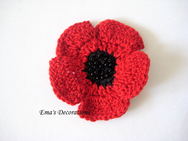 Ema Decorations: Crochet Poppy Brooch - a pattern
