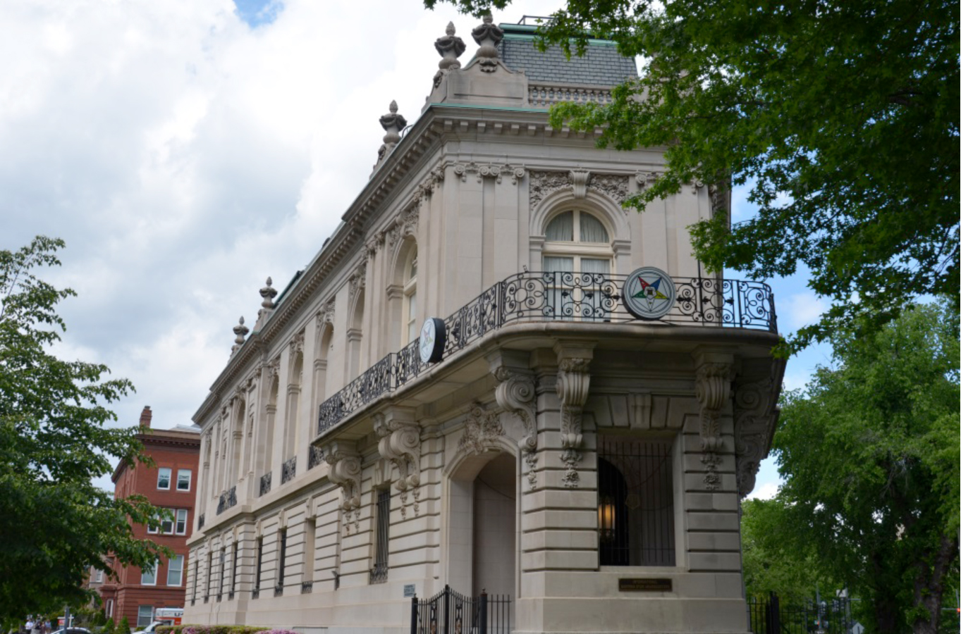 The Midnight Freemasons: Order of the Eastern Star – Perry Belmont Mansion