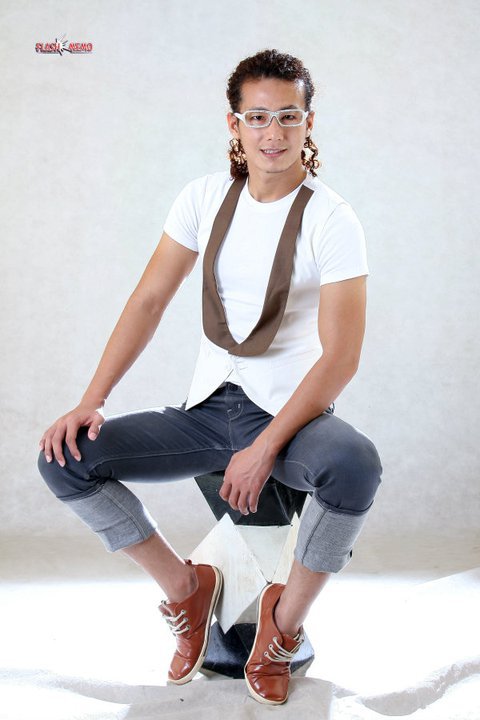 M y a n m a r H u n k s: Jet San Htun by Photo Ko Aung (Flash Memo)