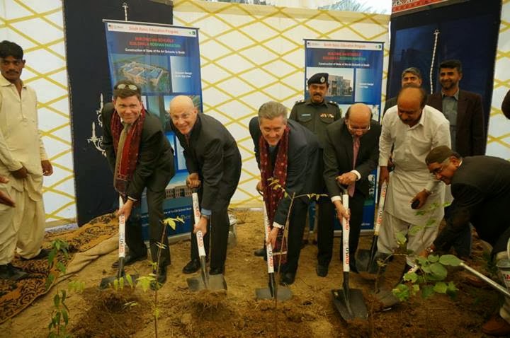 Grow Pakistan!: Sindh Basic Education Program