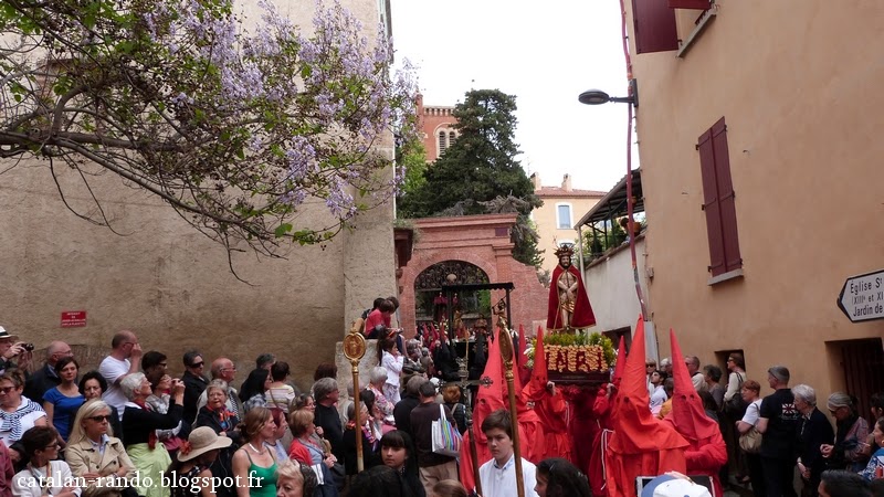 Un catalan en rando: La Procession de la SANCH à Perpignan