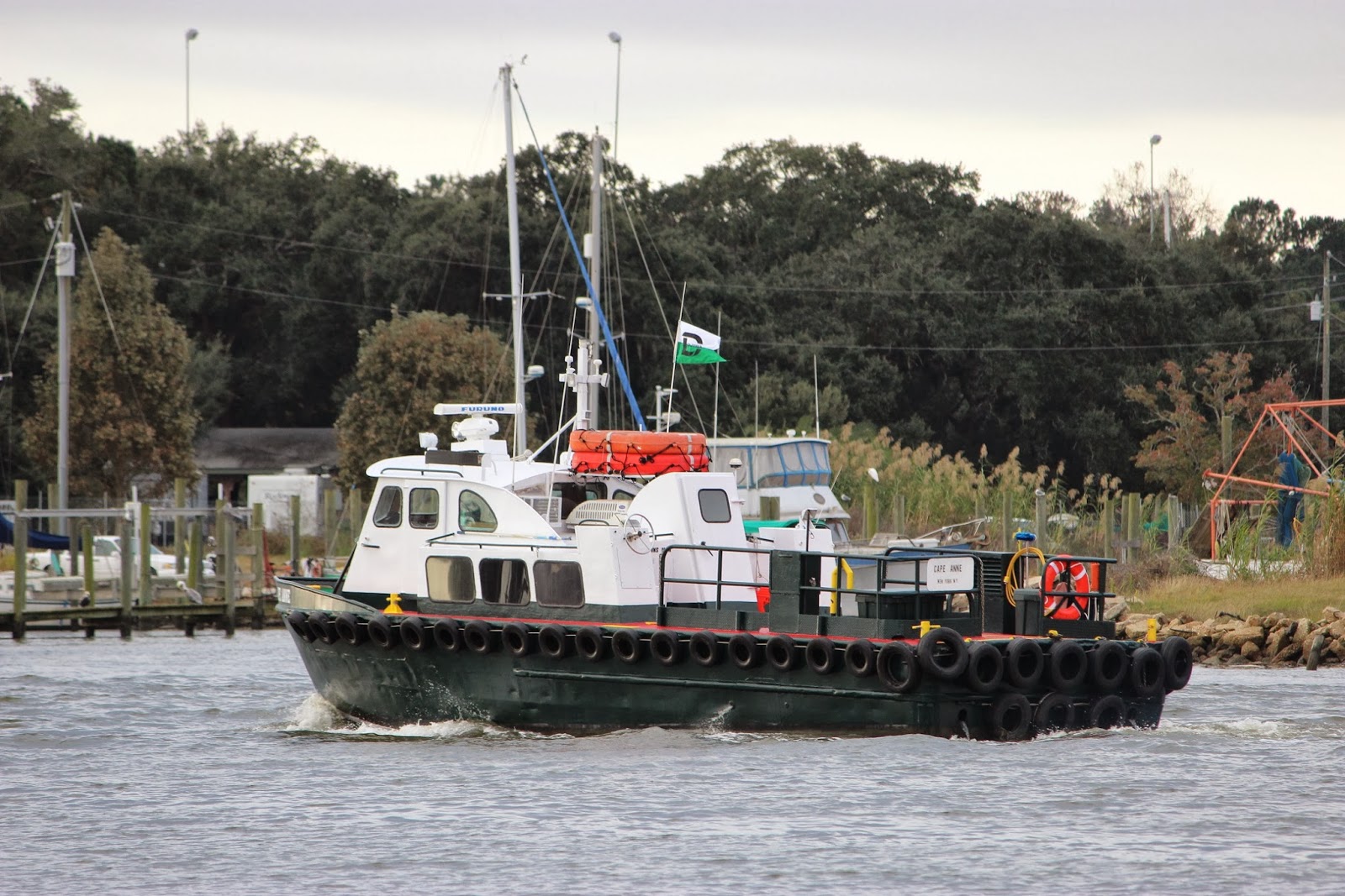 Motor Vessel Aye Sea No Snow: Dog River November 6th, 2013