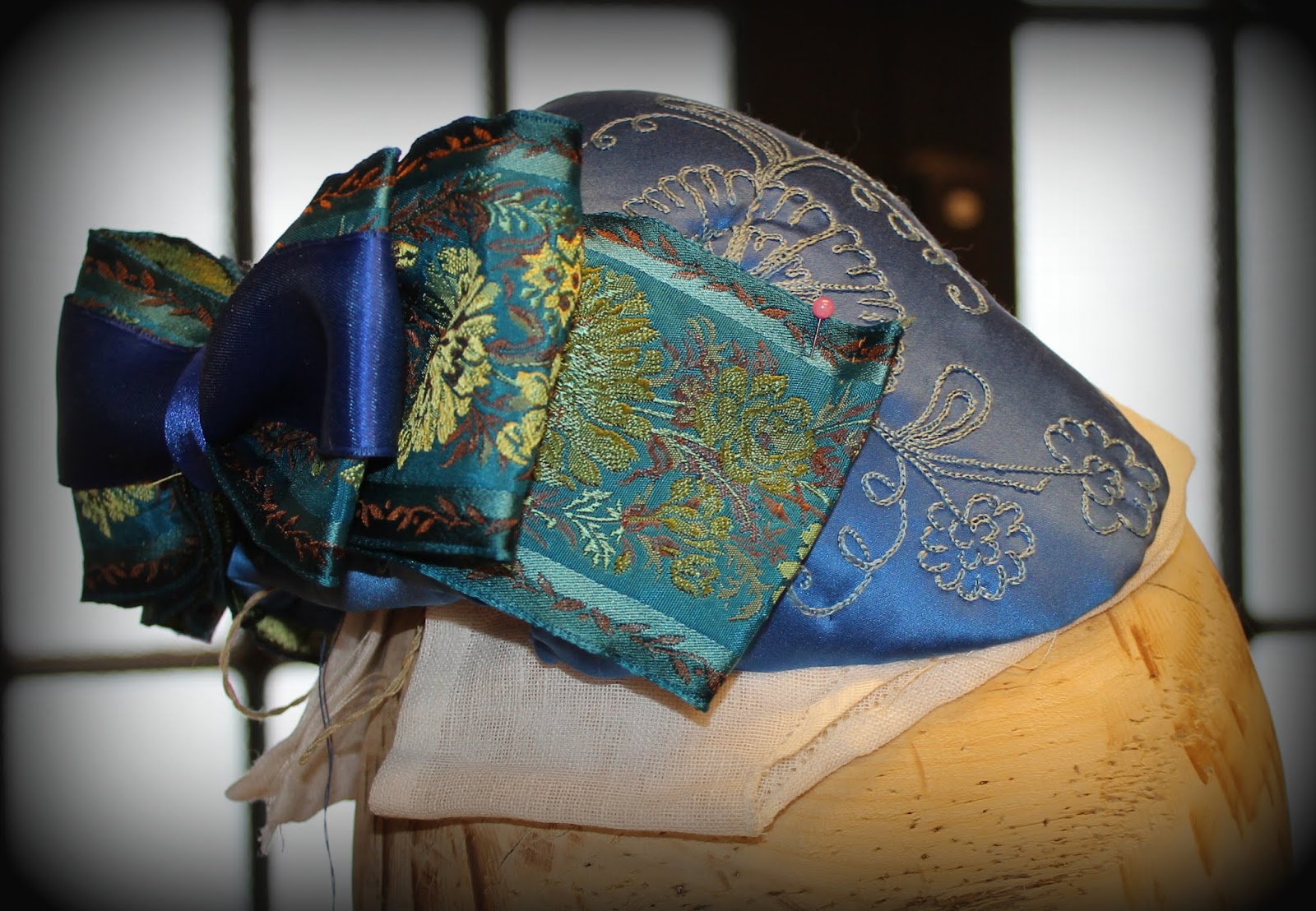 Rauni Elfving: KAINUUN KANSALLISPUKU...