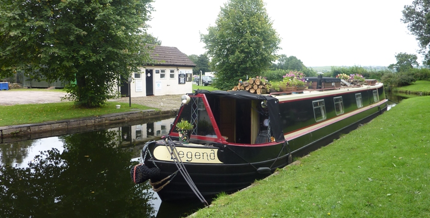 Becoming Listless: Lancaster Canal. Bolton-le-Sands to Borwick via ...