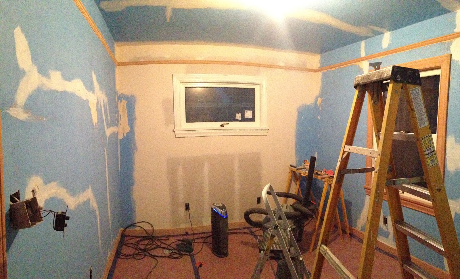 Seattle Tudor Renovation: Back Bedroom: Part 5 - Repairing Cracks ...