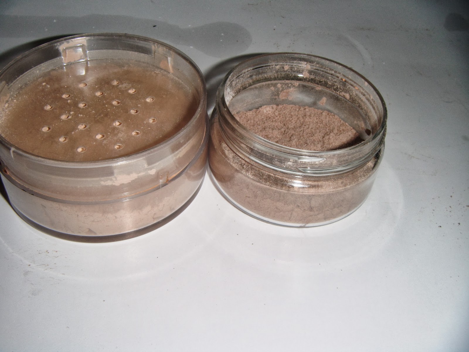 Embrace The Natural In You: MAKE YOUR OWN ALL NATURAL MAKEUP