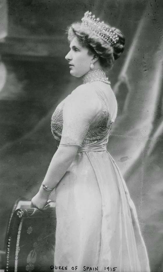 Queen Ena's Turquoises | The Court Jeweller