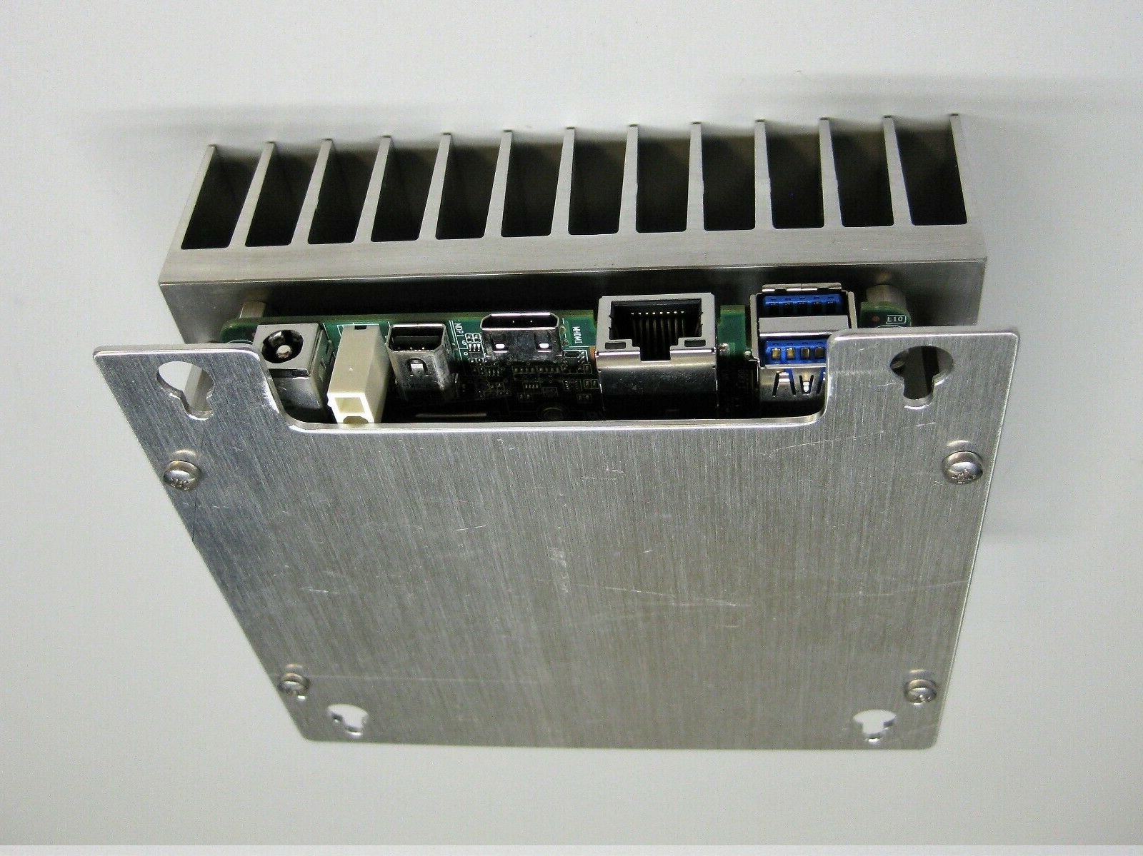 FanlessTech: DIY NUC