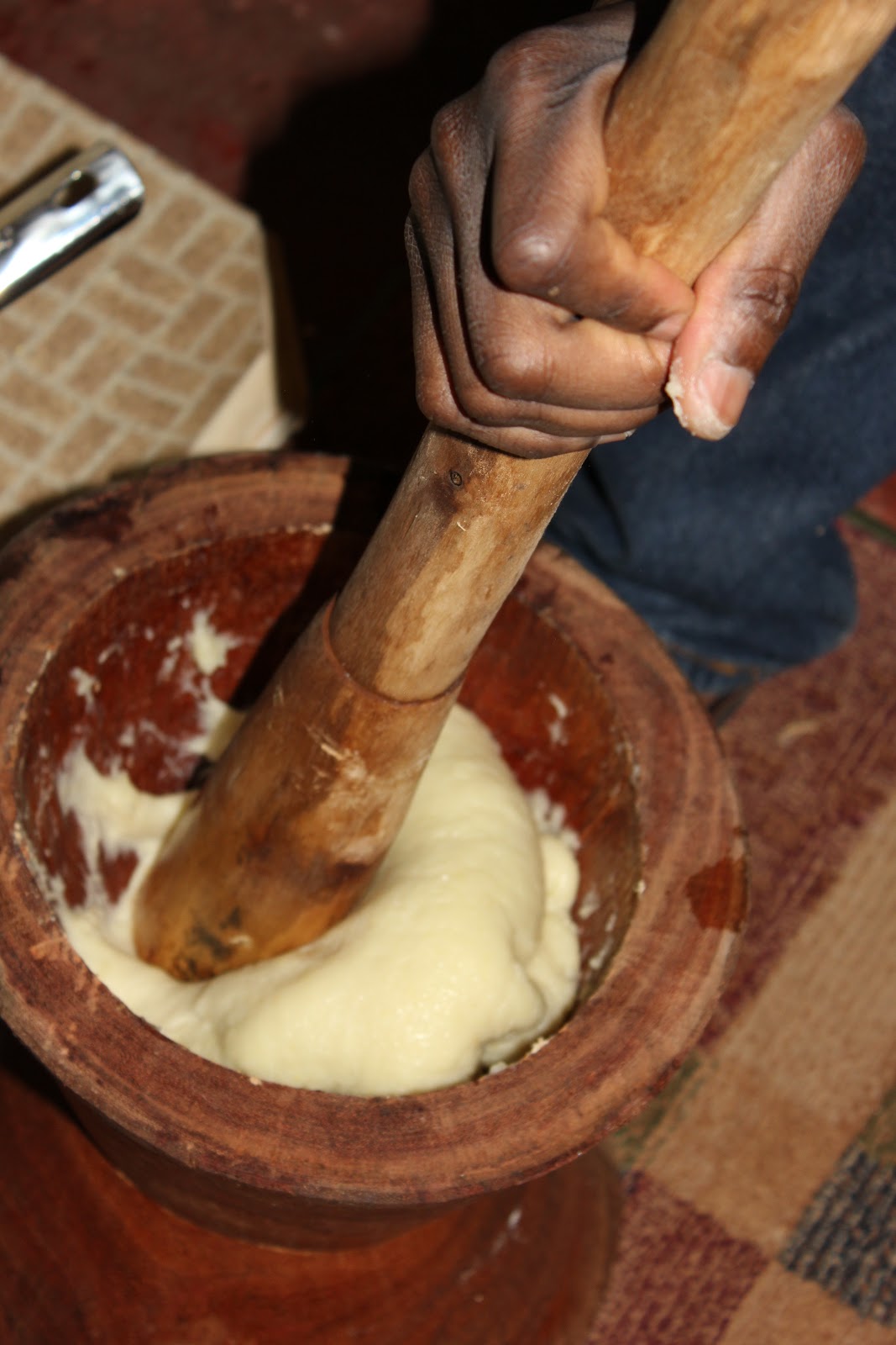 This and that: Pounding fufu....