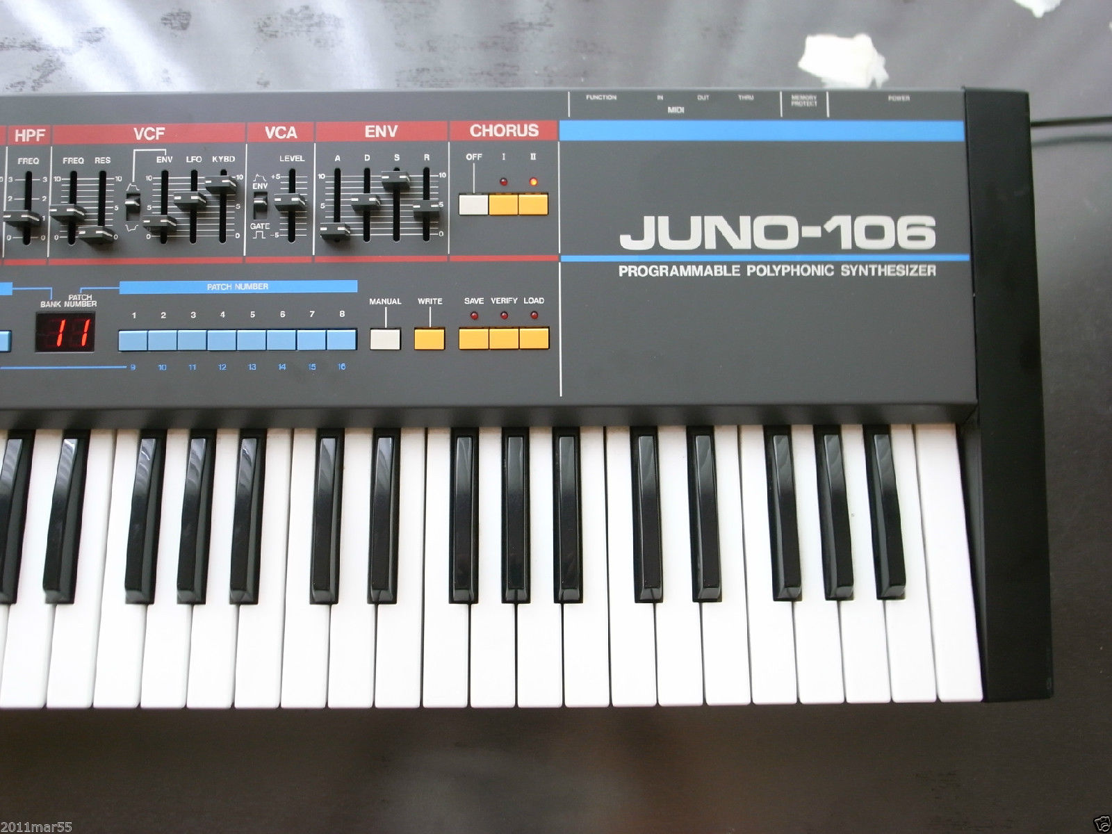 MATRIXSYNTH: Roland Juno-106 Synthesizer Professional Overhauled with ...