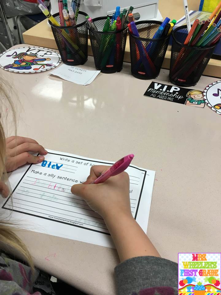 Mrs. Wheeler's First Grade Tidbits: Pen Tips, Giveaway, and Freebie