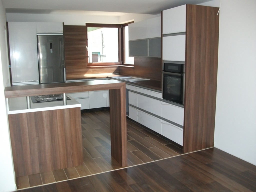 MRENKA - Zakázková stolárska výroba ®: Kuchyna-Sereď