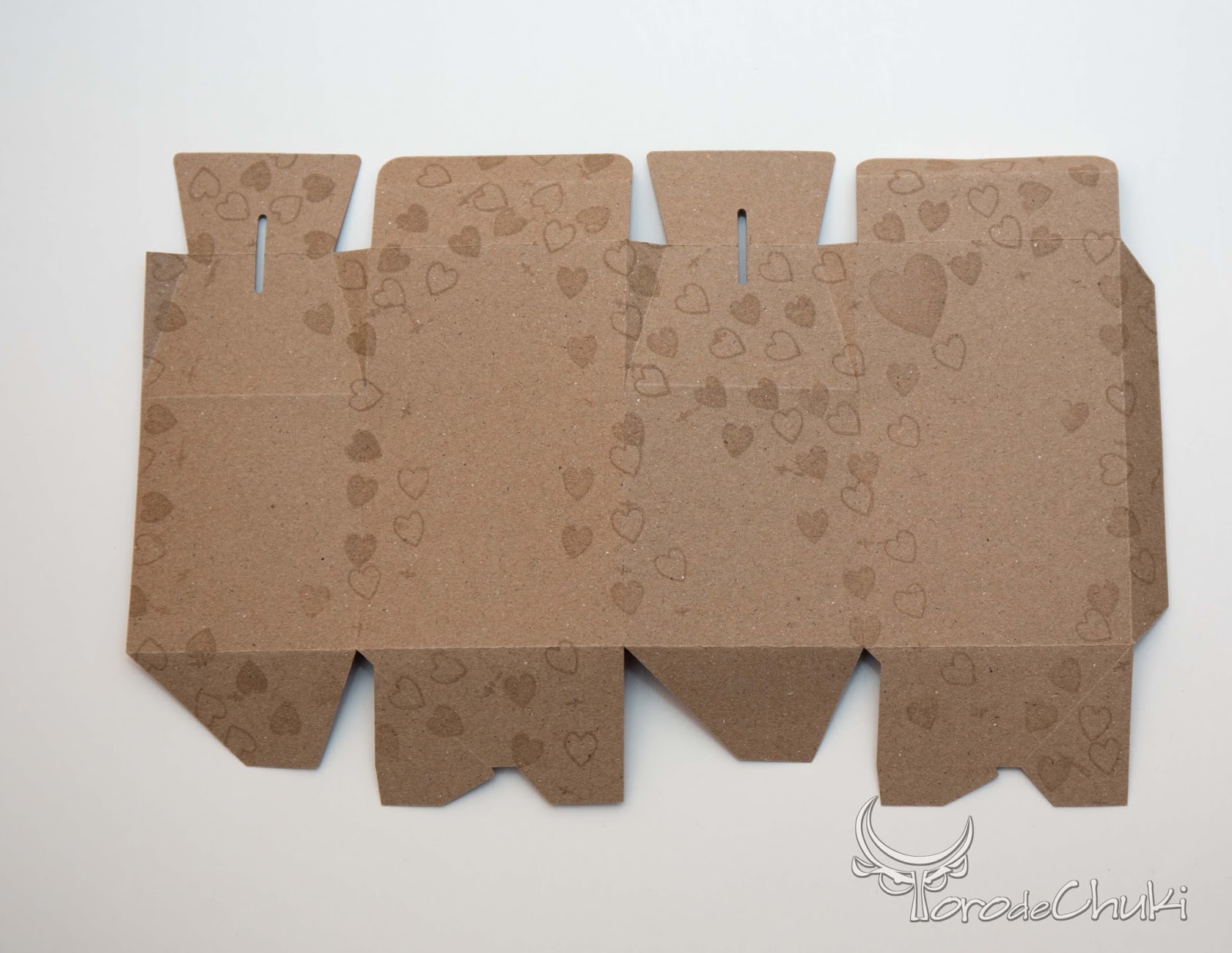 Awesome SVGs: Glittery XO, Valentines, Self Closing Box