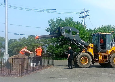 APOGEE Poet: NEW MONUMENT MARKS 70TH ANNIVERSARY OF CAMP SHANKS, WW II ...