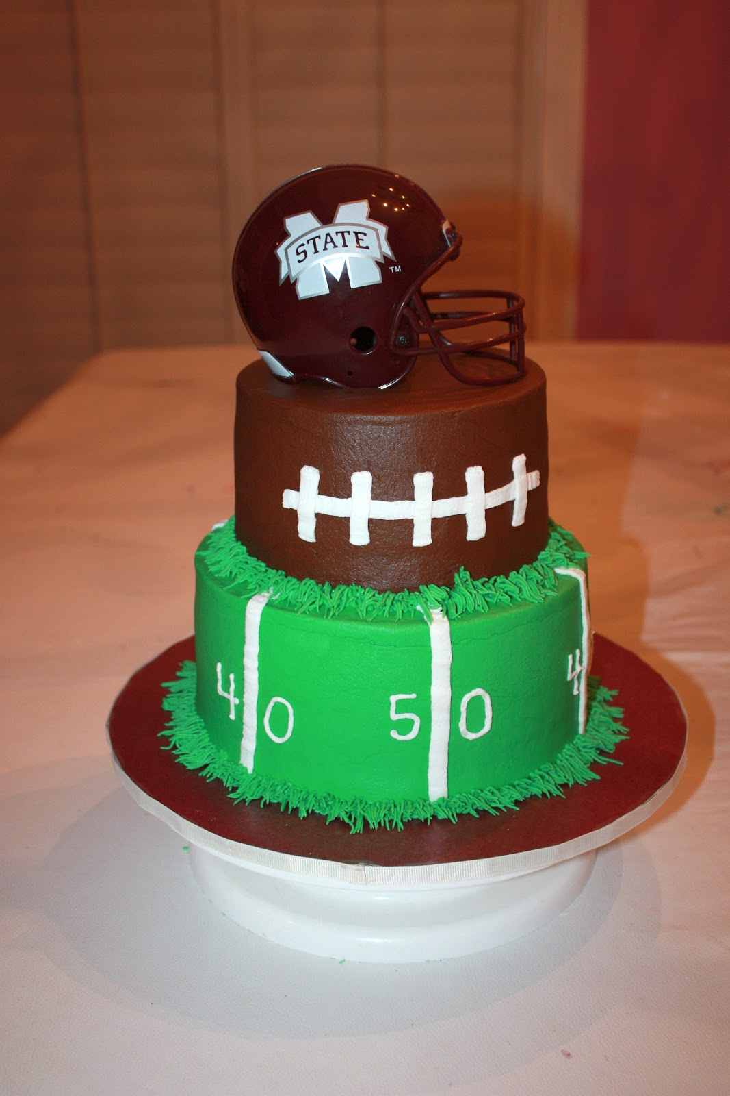 The Layered Cake: Mississippi State cake