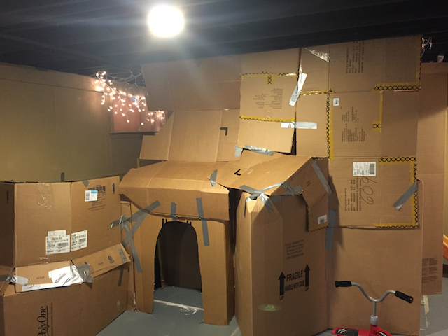 Life Sprinkled With Glitter: Safari Theme Party~ Cardboard Cave