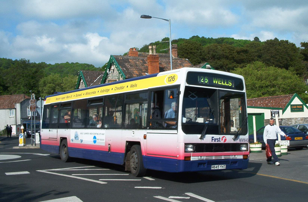 Southern England Bus Scene: Route 126 Weston - Wells