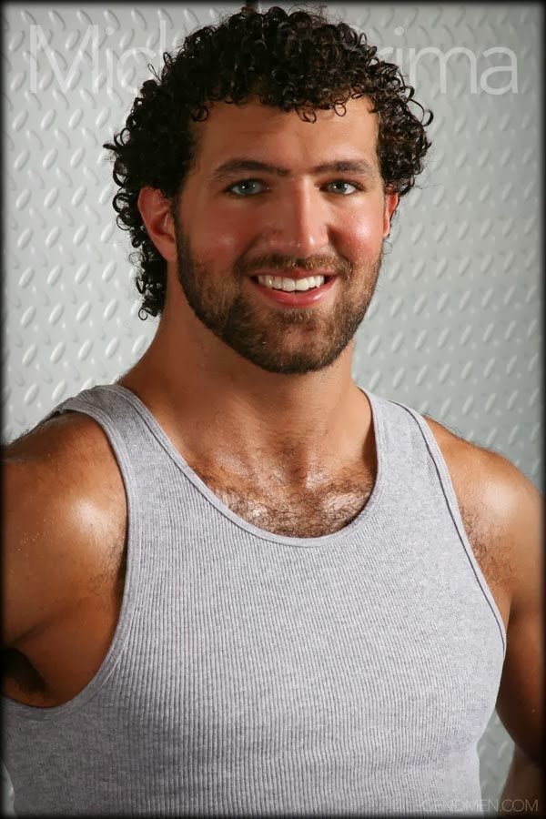 Hot Girls and Man: A Hairy Moment!