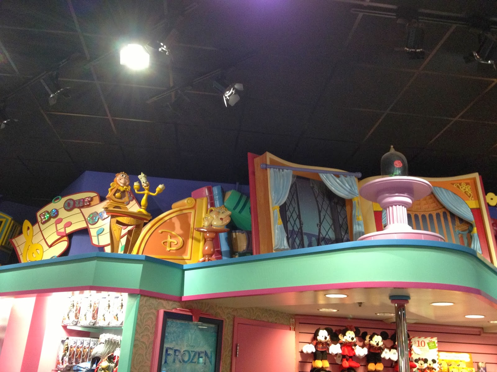 imaginear tony: A Classic Disney Store