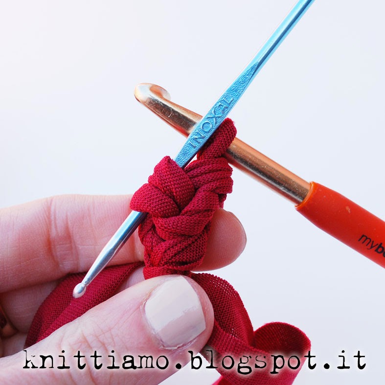 Knittiamo con Martina e Roberta: Spighetta rumena, tutorial fotografico