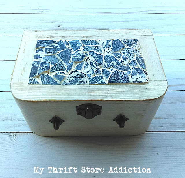 Beautiful Vintage Blues: Friday's Find #237 | My Thrift Store Addiction