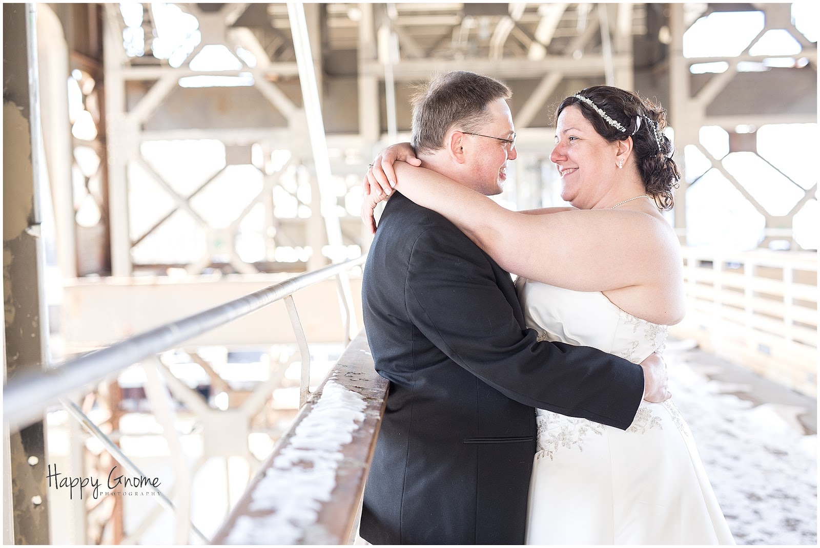A Pabst Mansion Milwaukee Wedding // Leah and Chris // Happy Gnome ...