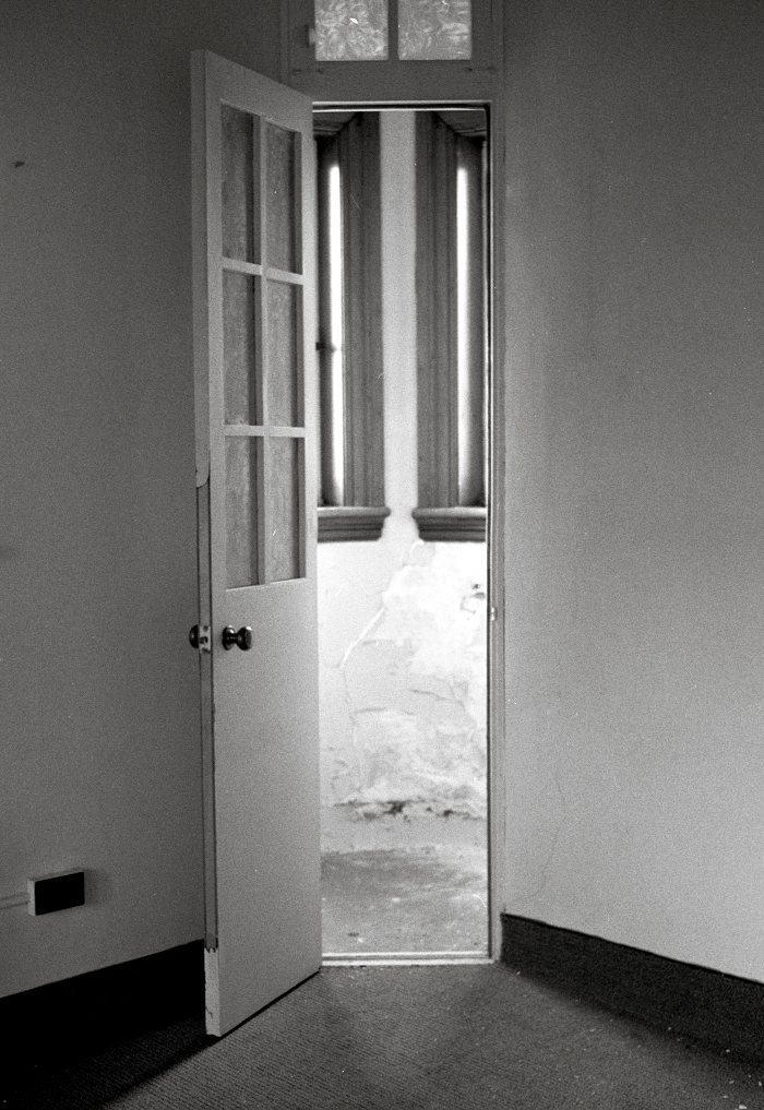 LE TEMPS QUI FUIT/1 (Argentique): Maison Gomin (Québec)/2001