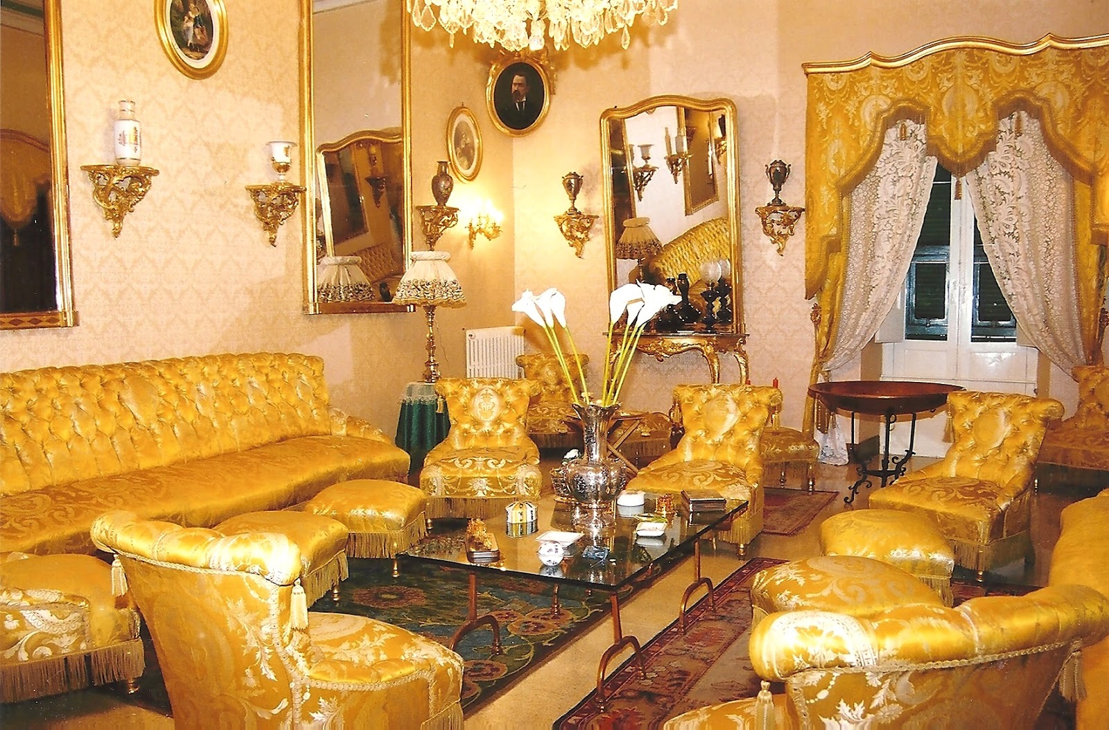 WTW for excessively ornate? : whatstheword